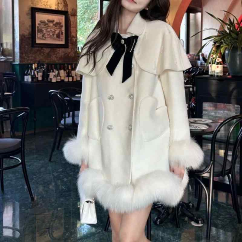 ・素材: スパンデックス95%以上、ポリエステル30%以下・生地名: フェイクファー・パターン: 幾何学模様・厚さ: 超厚・シルエット: ルーズ・襟型: ポロ襟・袖丈: 長袖・袖型: 普通袖・加工: プリント・前立て: シングルブレストツー...