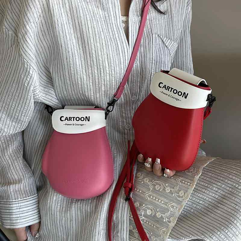 ・カラー: 青、白、赤、ピンク、黄・スタイル: ストリート・素材: PU・バッグタイプ: バケットバッグ・サイズ: 小・ディテール: ステッチ,パッチワーク・裏地: ポリエステル・形状: バケット型・開閉: 蓋式・内部構造: スマホポケット...