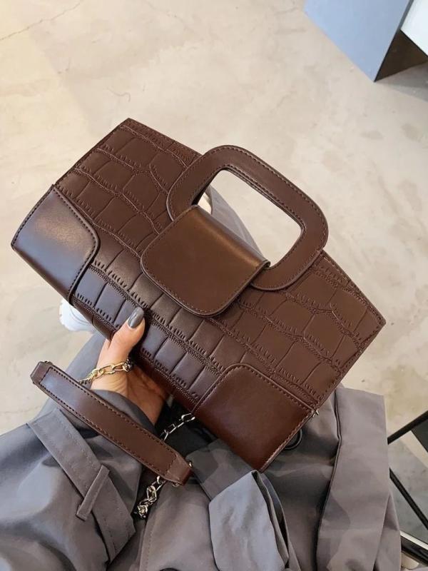 ・カラー: ブラック,ブラウン・素材: PU・スタイル: チェーンバッグ・サイズ分類: 小・柄: ワニ柄・裏地: ポリエステル・形状: 横型方形・開閉: ジッパー・内部構造: ジッパー隠し袋・硬さ: 中・ショルダーストラップ: 単根・寸法:...