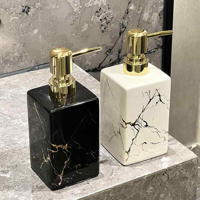 ・素材: セラミック・柄: 金紋大理石柄・カラー: 白金, 黒金, 白金+黒金・セット内容: 浴室白色金紋4点セット（2カップ+洗手液ボトル+トレイ）, 浴室黒色金紋4点セット（2カップ+洗手液ボトル+トレイ）