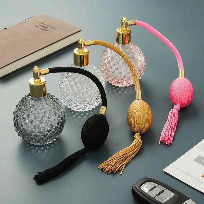 ・容量: 100ml・色: ピンク, パープル, 透明ボトルレッド, グリーン配ブラック, 透明配グリーン・素材: ガラス