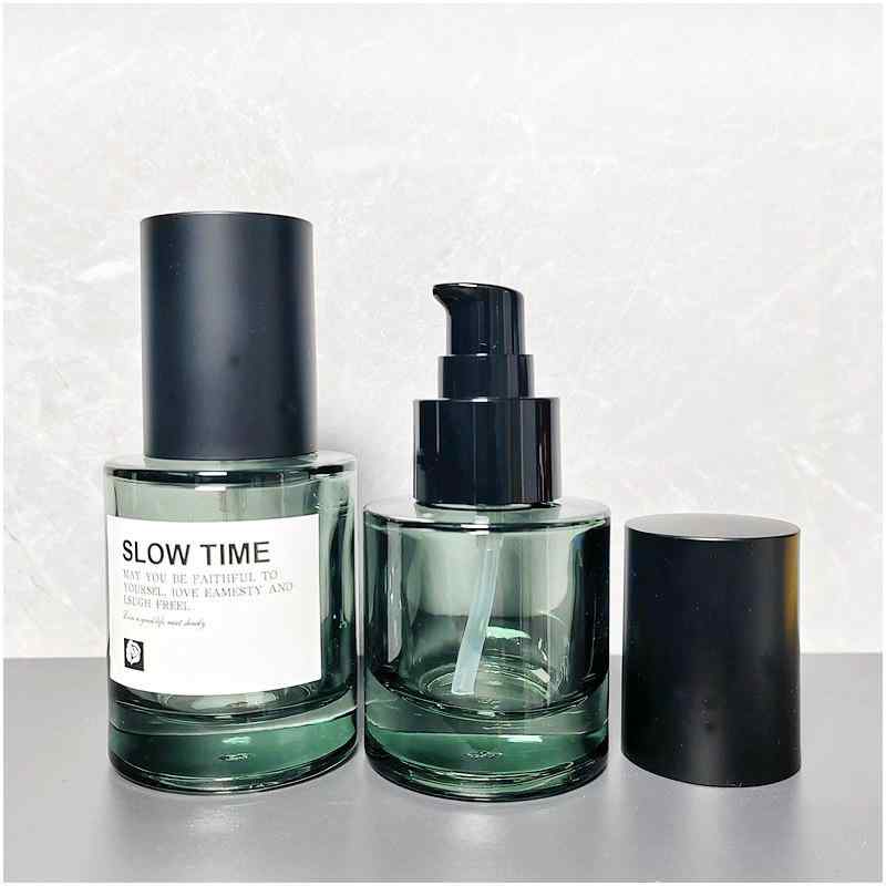 ・色: 墨緑・容量: 30ml,50ml,100ml,30+50ml,50+100ml・タイプ: 乳液