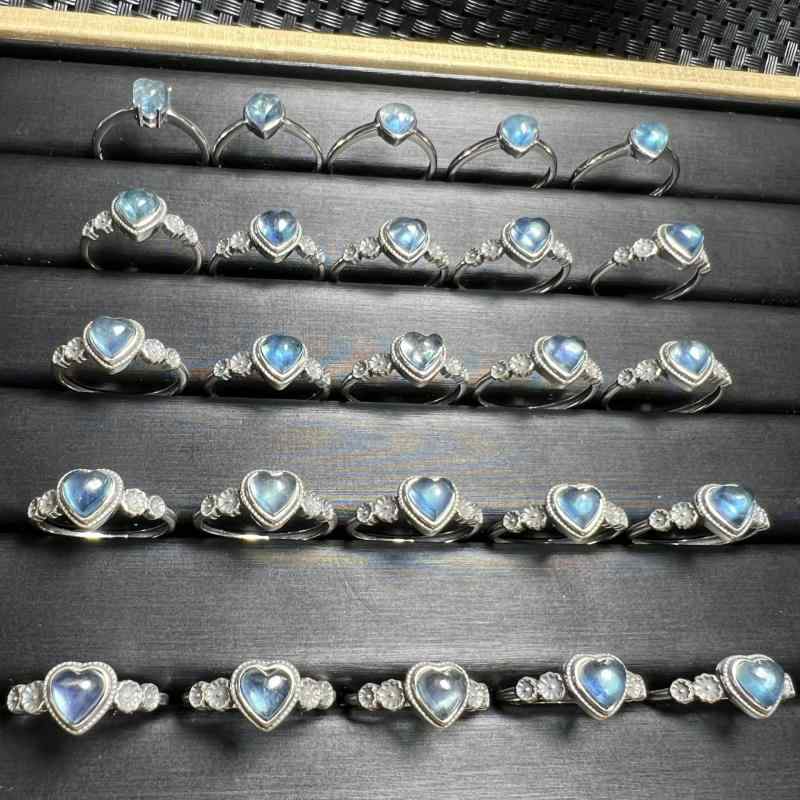 ・素材: 925シルバー・形状: ハート・加工: 嵌め込み・色: ライトブルー・サイズ: 調整可能・対象: 男女・スタイル: クリーン・スタイル分類: フレッシュスイート