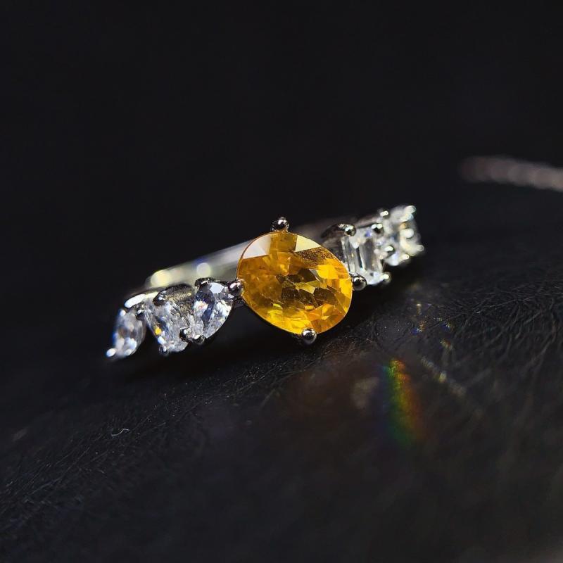 ・素材: シルバー・素材純度: 925シルバー・形状: ジオメトリック・加工: セッティング・スタイル: レディース・宝石: なし,黄藍宝・メッキ: ホワイトゴールド,ローズゴールド,ゴールド