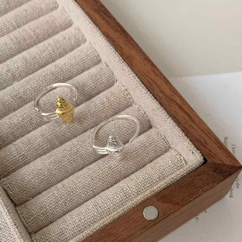 ・素材: シルバー・素材純度: 925シルバー・形状: 幾何型・加工: メッキ・色: シルバー,ゴールド・サイズ: 調整可能・スタイル: 復古