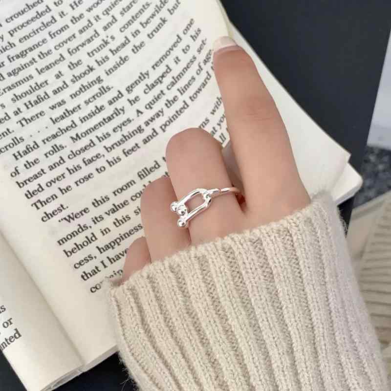 ・種類: 指輪・素材: シルバー・形状: 幾何型・加工: 磨き・色: シルバー・サイズ: 開口可調節・流行要素: 円形、幾何・スタイル: ファッションOL、通勤・純度: 99%シルバー・対象: 女性