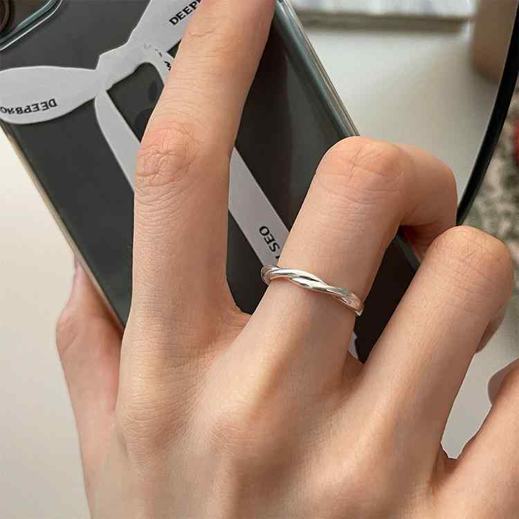 ・素材: シルバー・形状: 幾何型・加工: 精工・サイズ: 開口可調節・流行要素: 不規則・スタイル: 個性・素材純度: 925シルバー・対象: 女性