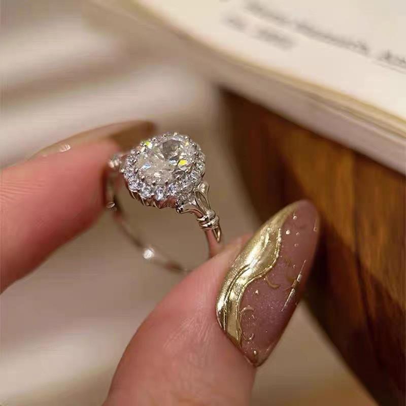 ・素材: 925シルバー・デザイン: 幾何型・加工: ダイヤモンドインレイ・タイプ: リング・色: ホワイト・サイズ: 調整可能・要素: 楕円形・スタイル: ライトラグジュアリー・スタイル分類: ファッショントゥーワーク・カテゴリ: ハンド...