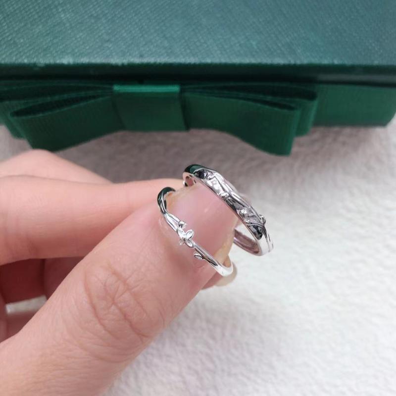 ・素材: シルバー・素材純度: S999・デザイン: 花モチーフ・加工: メッキ・スタイル: ユニセックス・カラー: シルバー・サイズ: 調整可能・要素: 花・分類: 森系・分類: 清新甜美・タイプ: カップル用