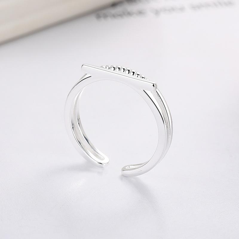 ・素材: シルバー・加工: メッキ・重量: 約2.3g・サイズ: 開口可調節・スタイル: 韓国風・素材純度: 925シルバー・スタイル分類: 清新スイート・対象: 女性用