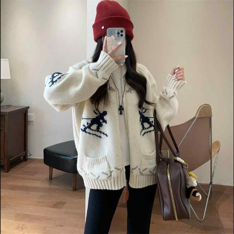 ・生地: ニット・主素材: ポリエステル 50-70%・副素材: スパンデックス 30-50%・柄: 人物・厚さ: 中厚・タイプ: 単品・スタイル: 開襟・フィット: スタンダード・袖丈: 長袖・ディテール: ジップ・着丈: 50-65cm...