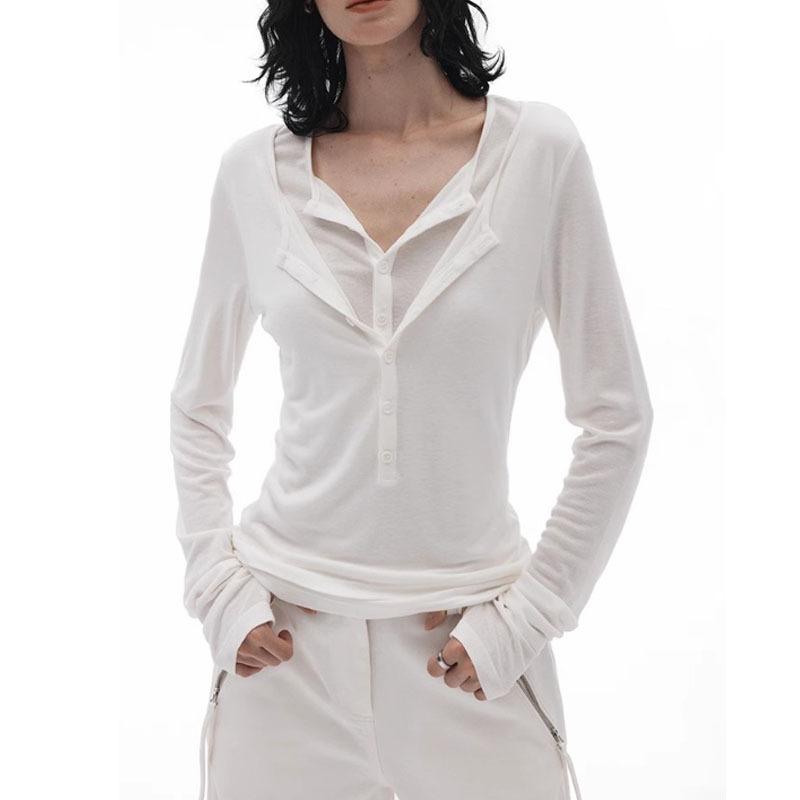 ・素材: テンセル混紡・主素材: テンセル 30-50%・サブ素材: ポリエステル 30%以下・柄: 無地・デザイン: フェイクツーピース・袖丈: 長袖・加工: ステッチ・シルエット: スリム・着丈: ミドル 50-65cm・首元: クルー...