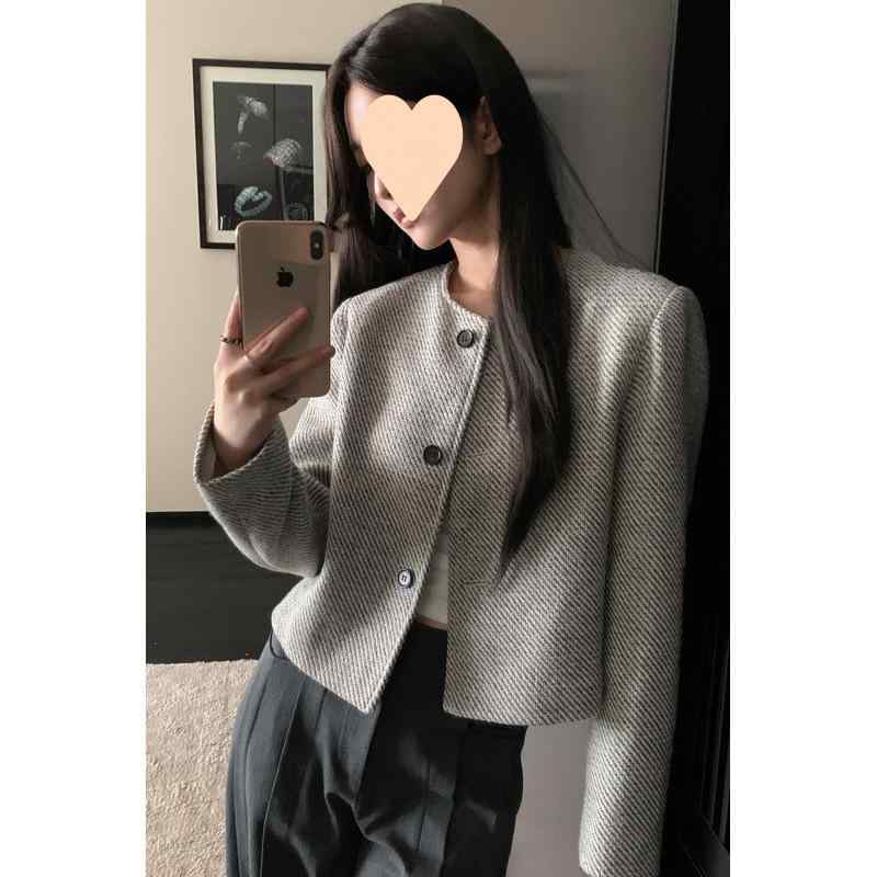 ・袖丈: 長袖・袖型: 通常・色: グレーストライプ・サイズ: S(40-52.5kg), M(52.5-60kg), L(60-67.5kg)・スタイル: 通勤・対象: 成人女性