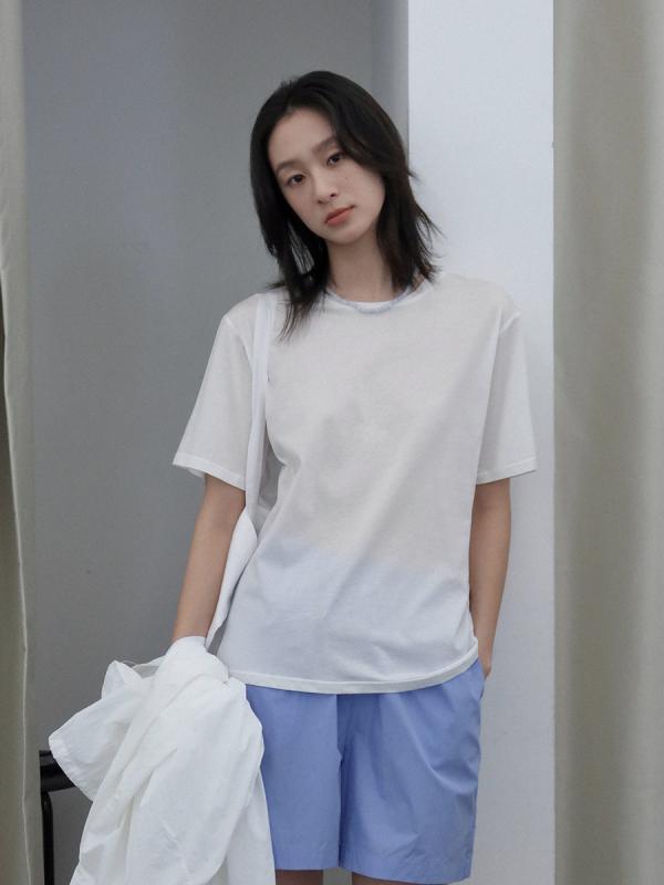 ・素材: コットン100%・柄: 無地・スタイル: プルオーバー・袖丈: 半袖・フィット: レギュラー・着丈: 普通・襟型: クルーネック・袖型: スタンダード・カラー: ブルー,イエロー,グレー,ブラック・サイズ: フリーサイズ・スタイル...