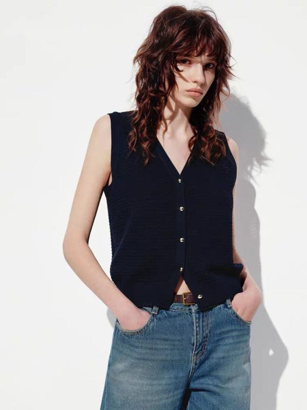 ・素材: コットン30-50%,ポリエステル50-70%・柄: ストライプ・厚み: 普通・セット: 単品・スタイル: プルオーバー・フィット: 普通・袖: ノースリーブ・ネック: Vネック・着丈: 普通(50-65cm)・色: ホワイト,ブ...