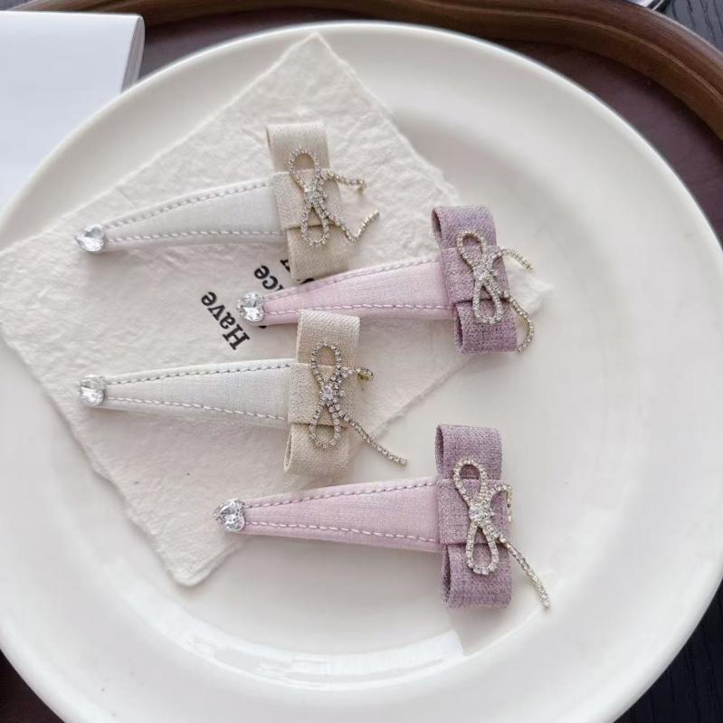 ・素材: 混合素材・スタイル: 女性用ヘアクリップ・加工: 手作業・ヘアクリップ分類: 前髪クリップ・色: ベージュ,ピンク・流行要素: 蝶結・スタイル: スイート・スタイル分類: 清新スイート・製品カテゴリ: ヘアアクセサリー・適用: 女...