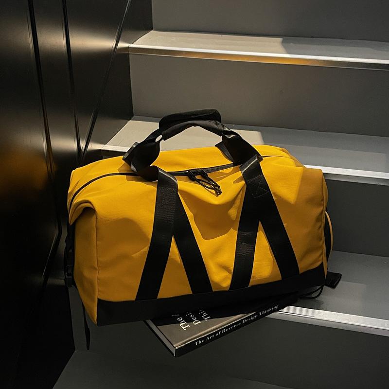 ・容量: 20-35L・素材: オックスフォード布・機能: 収納可能, 干湿分離・性別: ユニセックス・裏地素材: ポリエステル・柄: 無地・カラー: ブラック, グリーン, イエロー, オフホワイト・用途: カジュアル旅行