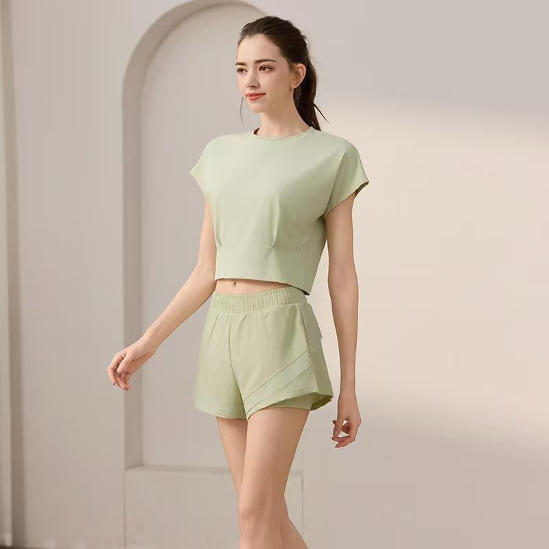 ・対象性別: 女性・柄: 無地・素材: 化学繊維混紡・素材成分: ポリエステル90%・裏地素材: 化学繊維混紡・裏地成分: スパンデックス10%・色: ベージュ,グリーン,ブラック・サイズ: S,M,L,XL,XXL・袖丈: ノースリーブ・...