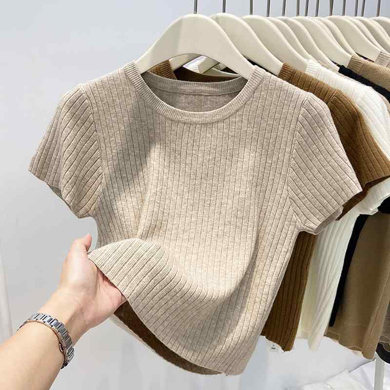 ・主素材: レイヨン95%以上・色: 黒,アプリコット,オートミール,ライトカーキ,ブラウン・サイズ: S,M,L,XL,2XL,3XL・首元: ラウンドネック・袖丈: ロングスリーブ・袖型: ランセットスリーブ・版型: アシンメトリカル・...