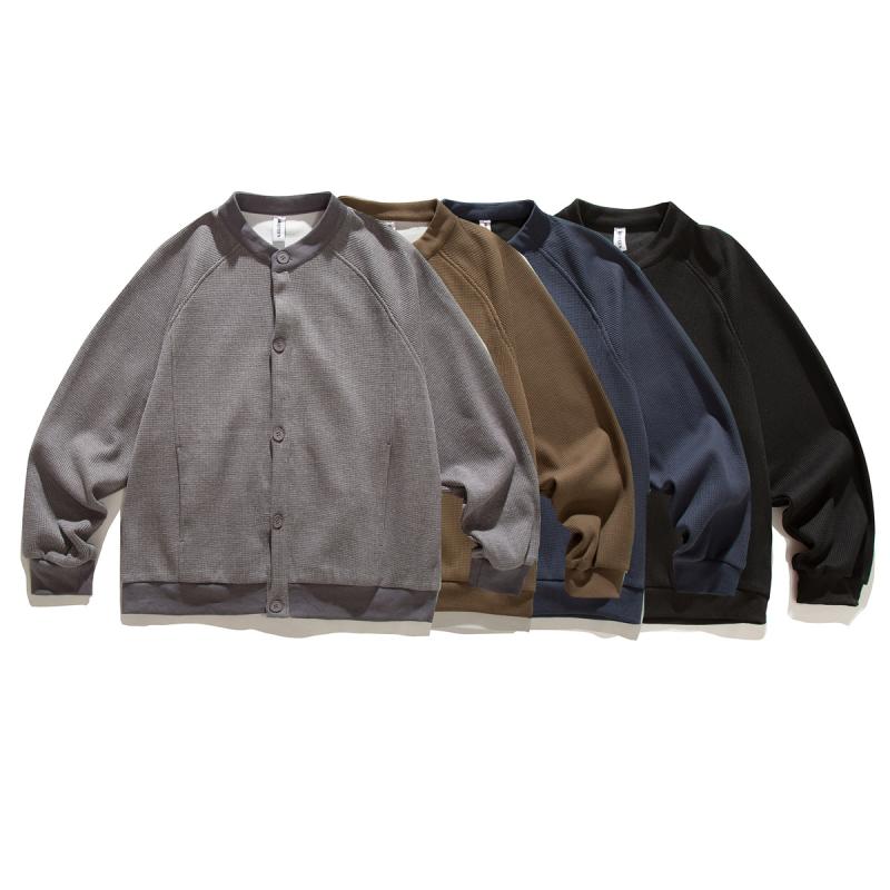 ・スタイル: 日式レトロ・タイプ: 開衫・襟型: 立領・袖丈: 長袖・前立て: シングルボタン・厚さ: 普通・素材: ポリエステル71-80%・シーン: 休闲・柄: 無地・ディテール: ポケット装飾・版型: ルーズ・ポケット: サイドポケッ...
