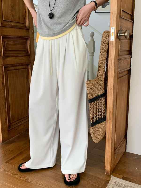 ・主素材: ポリエステル・副素材: ライクラ(30%以下)・パンツ形状: ストレート・パンツ丈: ロング・ウエスト: ハイウエスト・厚み: 薄手・カラー: ピンク,ライトブルー,ブラック,ブルー,ホワイト,カーキ・サイズ: M,L・スタイル...