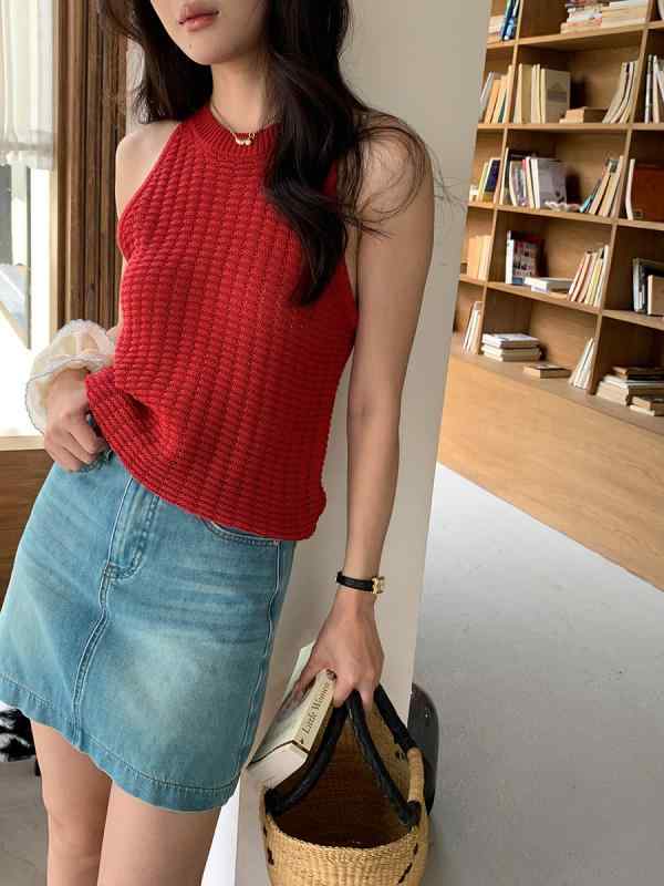 ・デザイン: 吊り帯・フィット: ルーズ・着丈: 普通（50cm超65cm以下）・パターン: 無地・素材: アクリル・副素材: テンセル（リヨセルファイバー）・主素材含有率: 50%以上70%未満・副素材含有率: 30%以下・色: ネイビー...