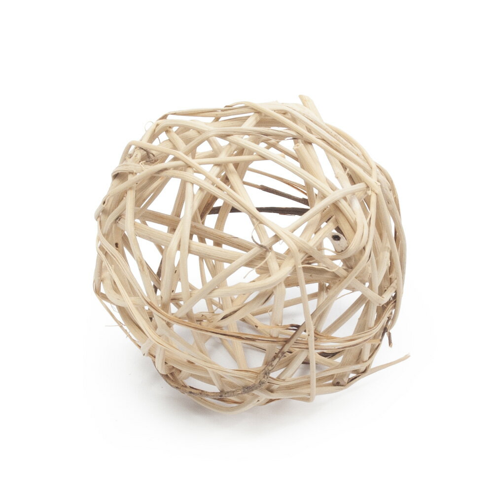 メーカー：(株)リーフ Leaf Corp持っても、転がしても、放り投げても！マンチボール　8cm　1個対象鳥特長●遊び方色々のブドウの蔓で出来た楽しいボールです。●持っても、転がしても、放り投げても、紐などで吊るしてオリジナルのおもちゃと...