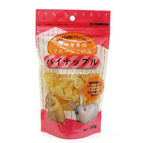 メーカー：アラタ品番：S−6嗜好性バツグン、ビタミン・ミネラルたっぷり！アラタ　ウサギ専用　フルーツごのみ　パイナップル　180g×4袋対象うさぎ特長●ウサギが大好物なパイナップルを、食べやすいサイズにカットしたドライフルーツです。●消化吸...