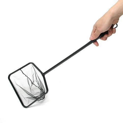 メーカー：AZOO水に沈まない！アズー　フローティングフィッシュネット　L対象魚など特長●魚にやさしい衝撃吸収型ハニカムメッシュを使用したネットです。●水に沈まず、大型水槽にも使いやすいサイズです。●プラスチック製でさびません。●水の抵抗を...