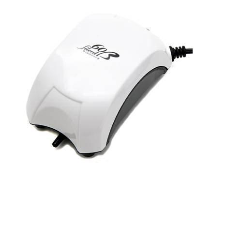 メーカー：ニッソー品番：NPS-002音もれ低減！特殊ハウジング機構！ニッソー　エアーポンプ　サイレントβ—60　〜　静かさの極み　〜対象淡水・海水両用特長●水槽内に新鮮な空気をパワフルにかつ、静かに送り出すエアーポンプです。 ●振動音を極...