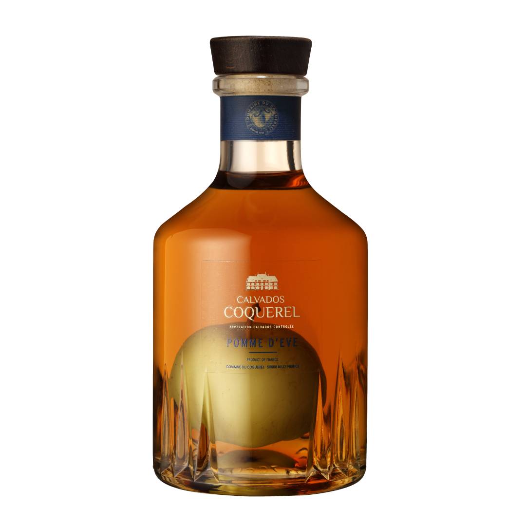 お酒 ギフト ブランデー ドメーヌ・ド・コッケレル カルヴァドス ポム ド イヴ 40° 600ml 【お取り寄せ品】 フランスはノルマンディー地方で育てられたりんごを原料にして、蒸留されるカルヴァドスは、その甘く芳醇な香りと口当たりで、フ...