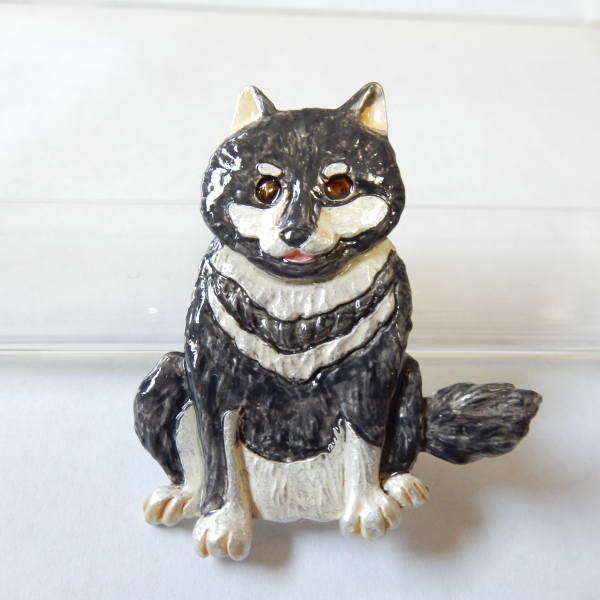 ブラフシューぺリアのアクセサリーは全ての女性をハッピーにさせる魅力があります。若きクリエーターたちは作品に対しての思い入れからひとつひとつに名前を付けています。また細部にまで神経をとがらせた結果、他にはないリアルな表現に優れて極めて上質な出...