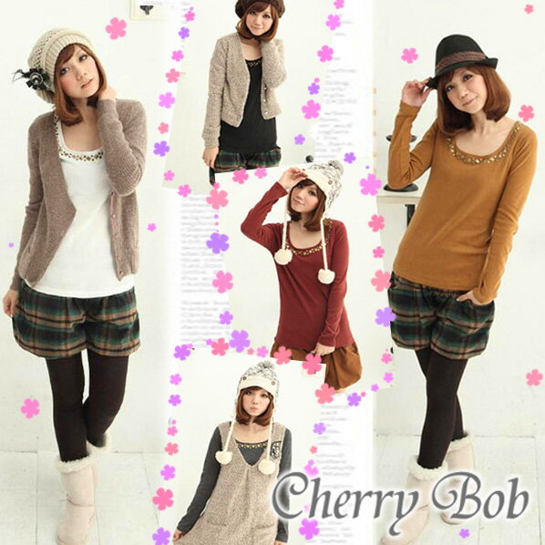 襟のラインがメタルックスタッズで加工されたシンプルなロンTです！ 無地カラーなので、インナーとしても着られます☆ 春先は1枚でOK、秋冬はジャケットやポンチョと合わせても可愛いです☆ 全体的にナチュラル感のあるデザインになってます♪ カラバ...