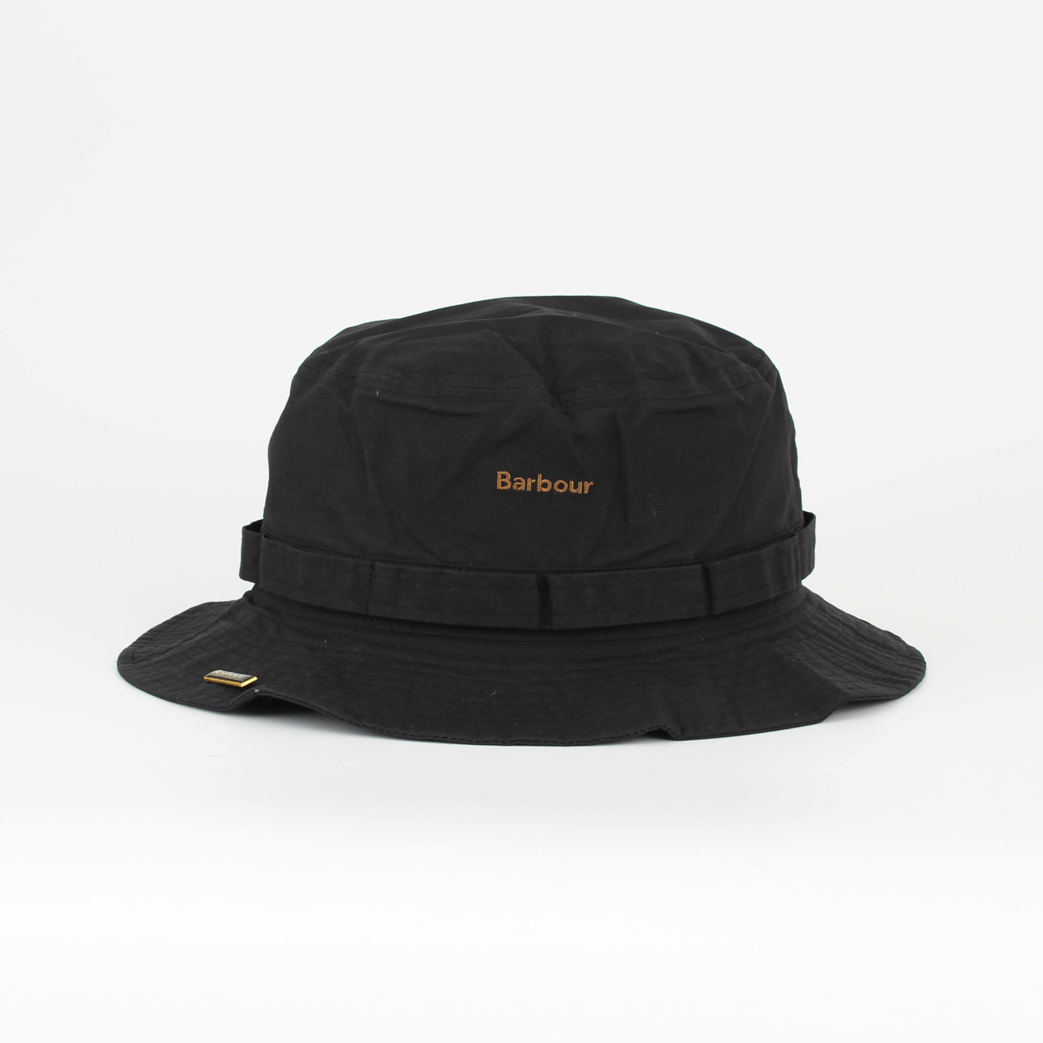 ブランドBARBOURはこちら耐久性と防水性において世界最高水準の性能を誇るオイルドコットンジャケットが有名なバブアーは、1894年に創業された英国で絶大な人気を誇る老舗メーカーです。英国上流階級のアウトドア・ライフスタイルを体現する機能美...