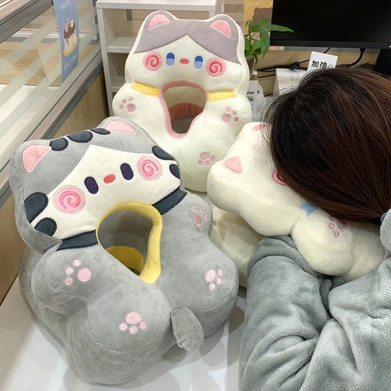 涼しい お昼寝枕 うつ伏せ デスク まくら うつ伏せ寝枕 動物デザイン 猫 抱き枕 昼寝 机 オフィス デスク枕 人気 携帯枕 可愛い 柔らかい 快適 携帯便利 デスク用クッション デスクピロー 抱き枕 寝具 自宅 オフィス 通勤 通学 "...