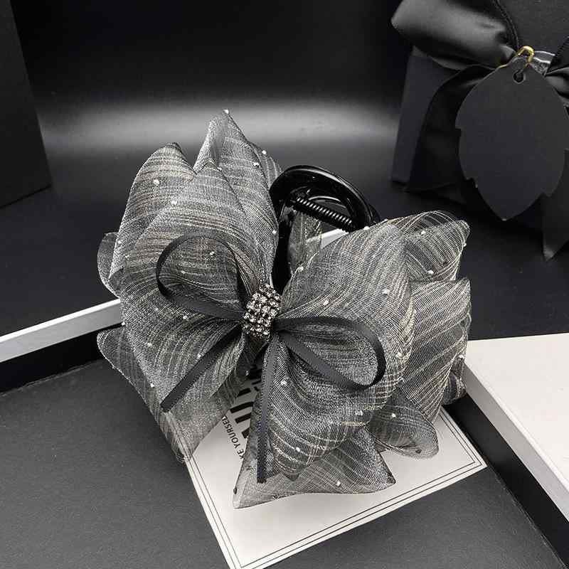 ・素材: シルクオーガンジー・製造方法: ハンドメイド・カラー展開: シルバーグレー系・スタイル: ライトラグジュアリー・カテゴリ: ヘアアクセサリー・対象: レディース・素材: シルクオーガンジー・製造方法: ハンドメイド・カラー展開: ...