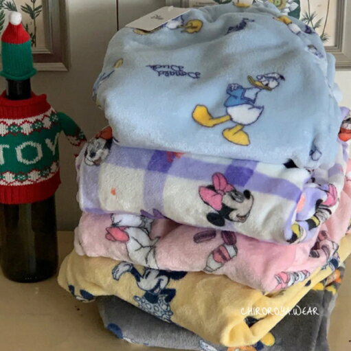 商品情報素材/材質素材ポリエステル100生地厚み厚い透け感なし伸縮性普通裏地なしお洗濯方法ハンドウォッシュMADEINKOREAサイズ/寸法FREE総丈95 ウエスト断面32ヒップ断面56股上32裾21XL 着丈98ウエスト断面35 ヒップ...