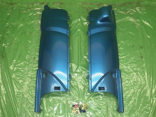 トラックパーツ:トラック、その他、工具箱 【中古】プロフィア コーナーパネル 左右 商品番号: 554952005 刻印:05-5 LH のみ 純正申告 状態:小傷程度 状態 : 使用済み 6909円から値引き