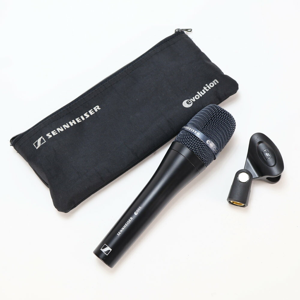 【中古】 マイク ゼンハイザー SENNHEISER e965 コンデンサーマイクSENNHEISER e965 の中古品です。使用感のあるコンディションです。商品内容：本体・マイクポーチ・マイクホルダー全体的に使用感のあるコンディションで...