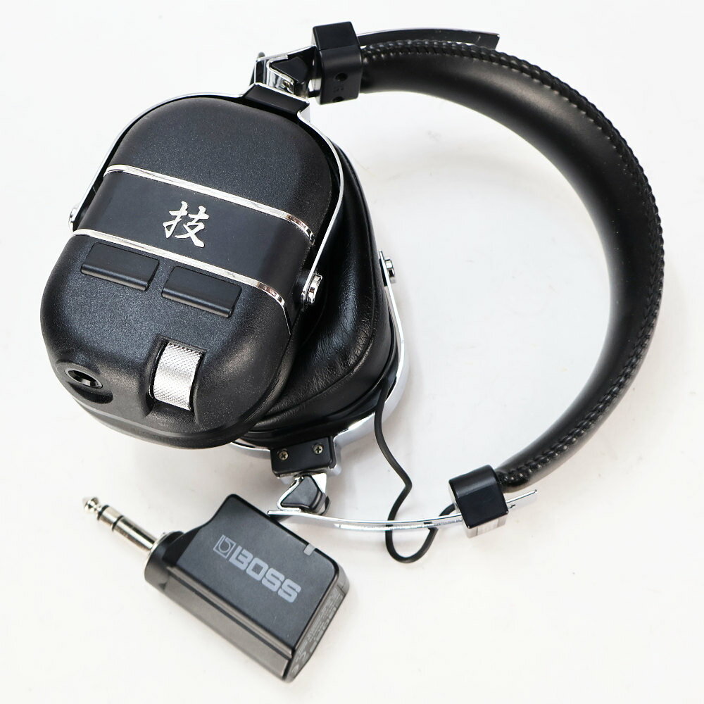 【中古】 ワザエアー BOSS WAZA-AIR ワイヤレスギターアンプシステムBOSS WAZA-AIR の中古品です。使用感のあるコンディションです。商品内容：本体・トランスミッター若干の傷やスレがあります。現在の所、ガリもなく動作に問...