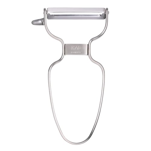 金属刃シルバー/-/DH8009・パッケージ個数:1・丈夫で衛生的な、じゃがいもの芽取り付きステンレスピーラーです。・サイズ：115×65×10mm　重量：45g・素材・材質：刃部＝ステンレス刃物鋼、本体＝18-8ステンレススチール・生産国...