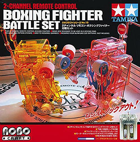 組み立て単品/-/71113-000・パッケージ個数:1・バトルゲームを楽しもう・使用電池:単3形電池 2本使用×2体 (別売)・対象年齢:10歳以上商品紹介 すばやいパンチを出しながら動き回る、組み立て式のボクサーロボットを2体セットして...