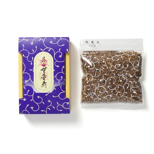 パープル/11.9 x 8.1 x 2.7 cm/410841・パッケージ個数:1・(b)原産国 :(/b) 日本・(b)商品サイズ (幅X奥行X高さ) :(/b) 79×23×120香炉など不燃性の容器を使用して下さい。 品の良い極上沈香...