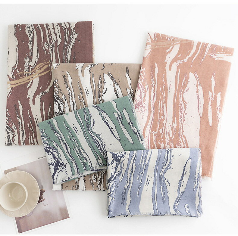 カラー 02：グレー12：ベージュ15：ブラウン23：ブルー53：グリーン 素材 [本体] ポリエステル　100% 納期について 商品の中に一部取寄商品がございます。 その場合お届けまでに2〜5週間程度のお時間を頂くことが御座います。 商品...