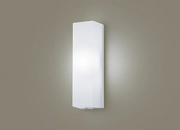 電圧：100VLED内蔵色温度：5000K消費電力：7.1W（固有）エネルギー消費効率：62.3lm/WRa:Ra83VA：11KVA：0.011返品・交換について「返品区分A」：「未開封・未使用」「商品到着後1週間以内」「返品手数料商品代...