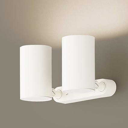 電圧：100VVA：14KVA：0.014消費電力：13.6W（固有）エネルギー消費効率：63.9lm/W色温度：3500KRa：Ra95注意事項※調光器別売です。別途お求め下さい。返品・交換について「返品不可」：返品不可の商品⇒詳細はこち...