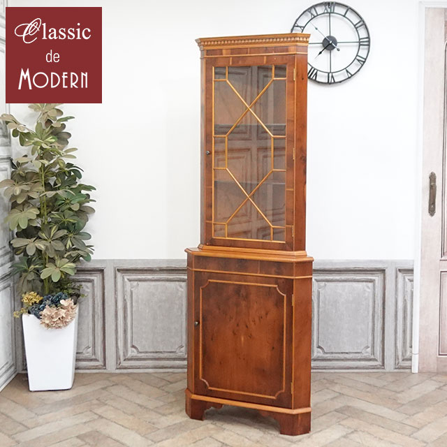 品名・品番 antique80801　コーナーキャビネット　1950年頃　ビーチ材　イギリス サイズ W 65 x D 39 x H 182 cm壁に接する面は各 46 cm 商品について 明るめデザインのコーナーキャビネットです。 全体と...