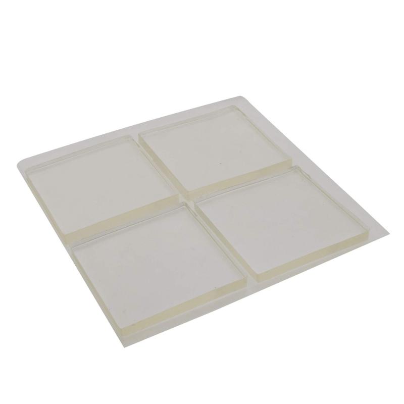 スーパー強粘着シート不動王「パソコン用」4枚入サイズ:50×50×5(mm)/個本体重量:11.4g/個ピッタリ強力粘着、厚さでも免震。湿気を含んでも溶けない新素材。ベタ付きが残らない。水で洗って繰り返し使える。