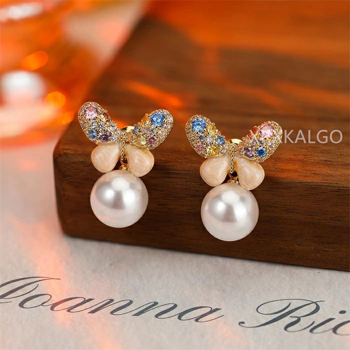 素材：ニッケルフリー合金ですので、 アレルギー体質の方でもご使用可能です。 備考：1. アレルギー反応に関しましては個人差がございますので、全ての方に適合するものではございません。 2. モニター環境により、実際の商品の色合いと多少異なって...