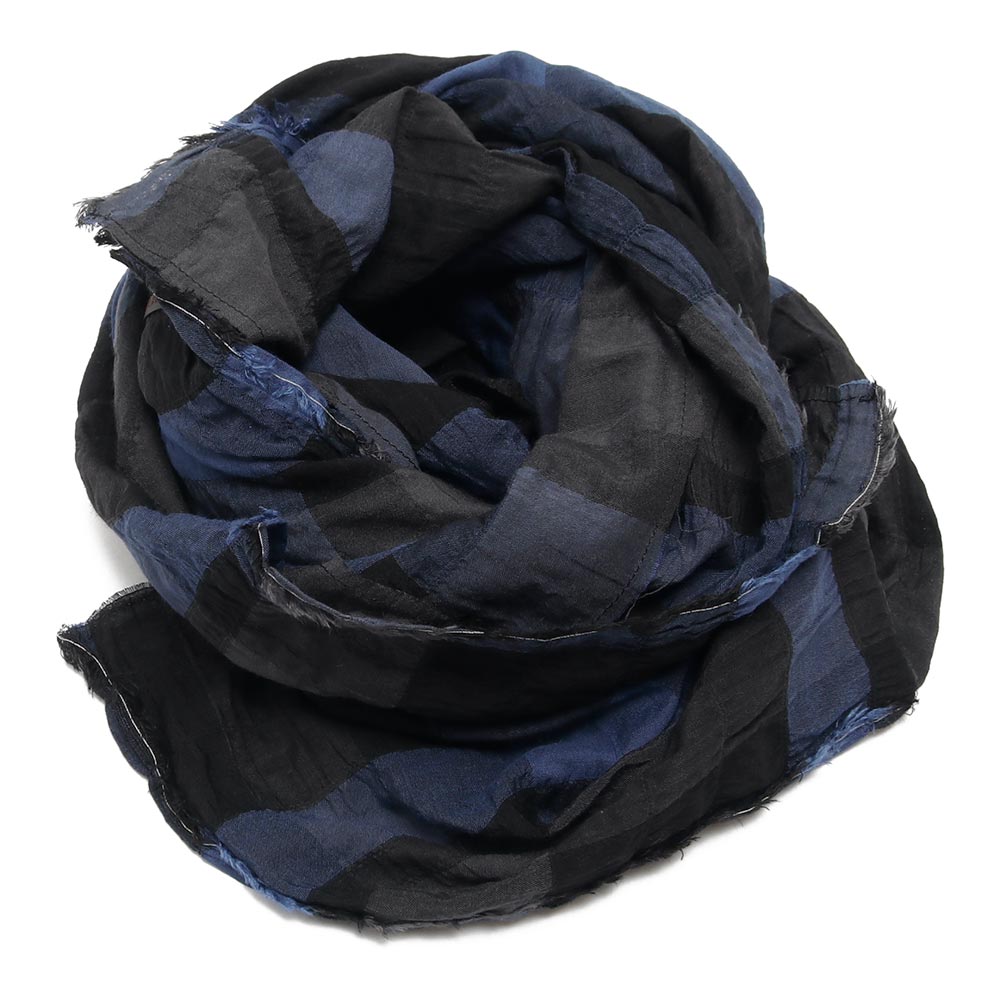 Honnete オネット Wide Stole Shirring Check AC1CK Description 凹凸のある表情豊かなチェック柄のストール。ぐるっとラフに巻いても雰囲気がありますが、アレンジしやすい正方形なので三角に折ってシ...